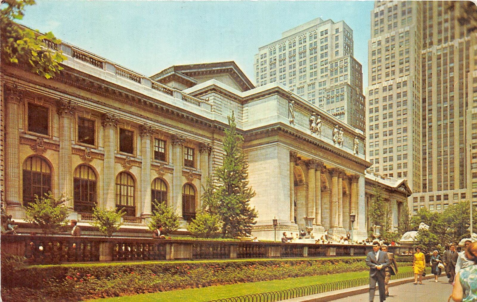 US1 USA New York public library Fifth Avenue 1974 postcard | United ...