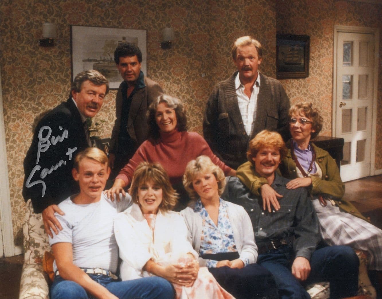 Wililam Gaunt No Place Like Home Hand Signed 10x8 Photo | Topics ...