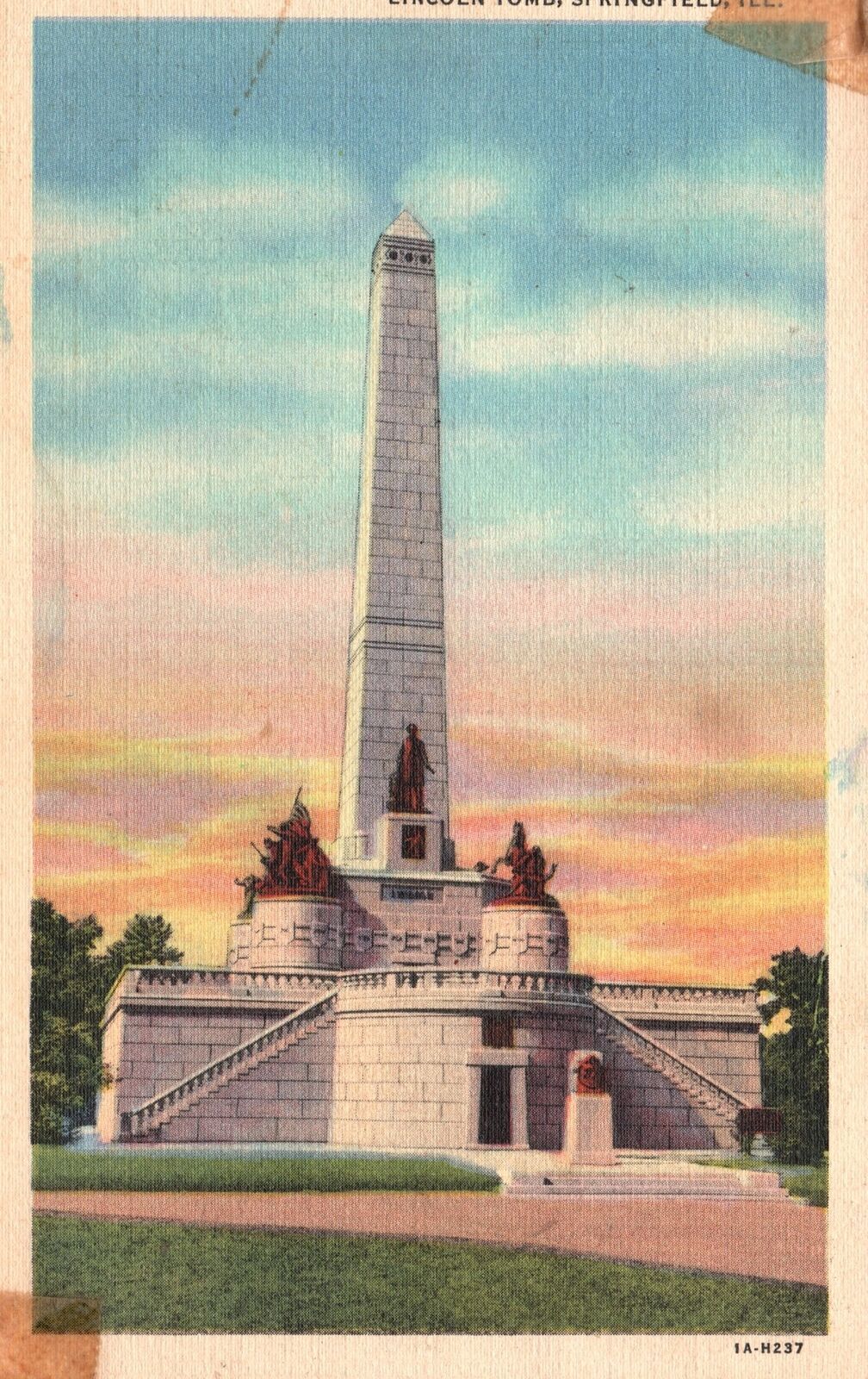 Vintage Postcard 1951 Lincoln Tomb Monument Statue Landmark Springfield ...
