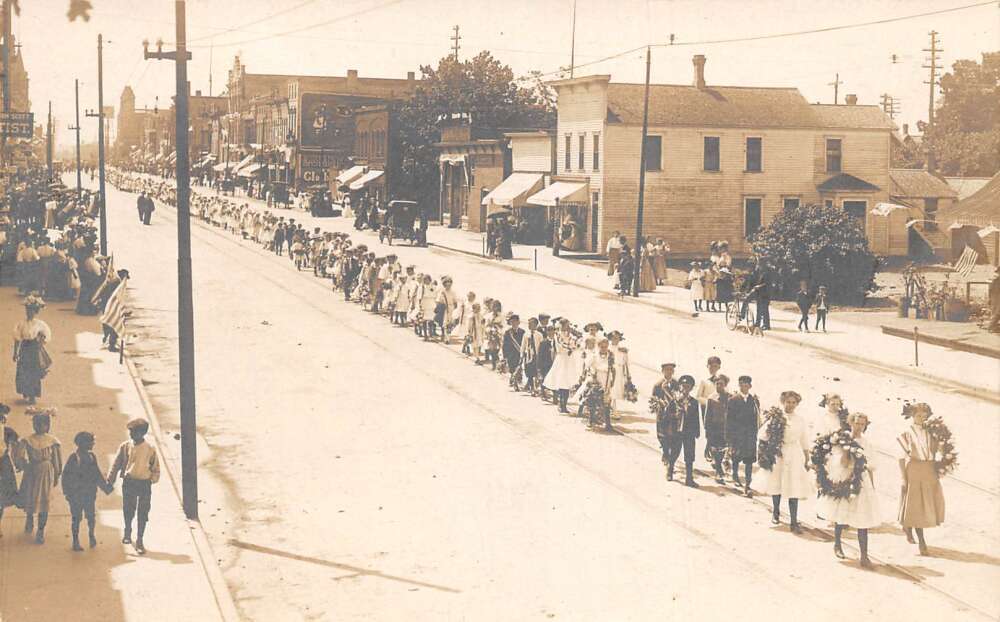 1908 Decoration Day Parade Street Scene Patriotic Real Photo Vintage PC ...