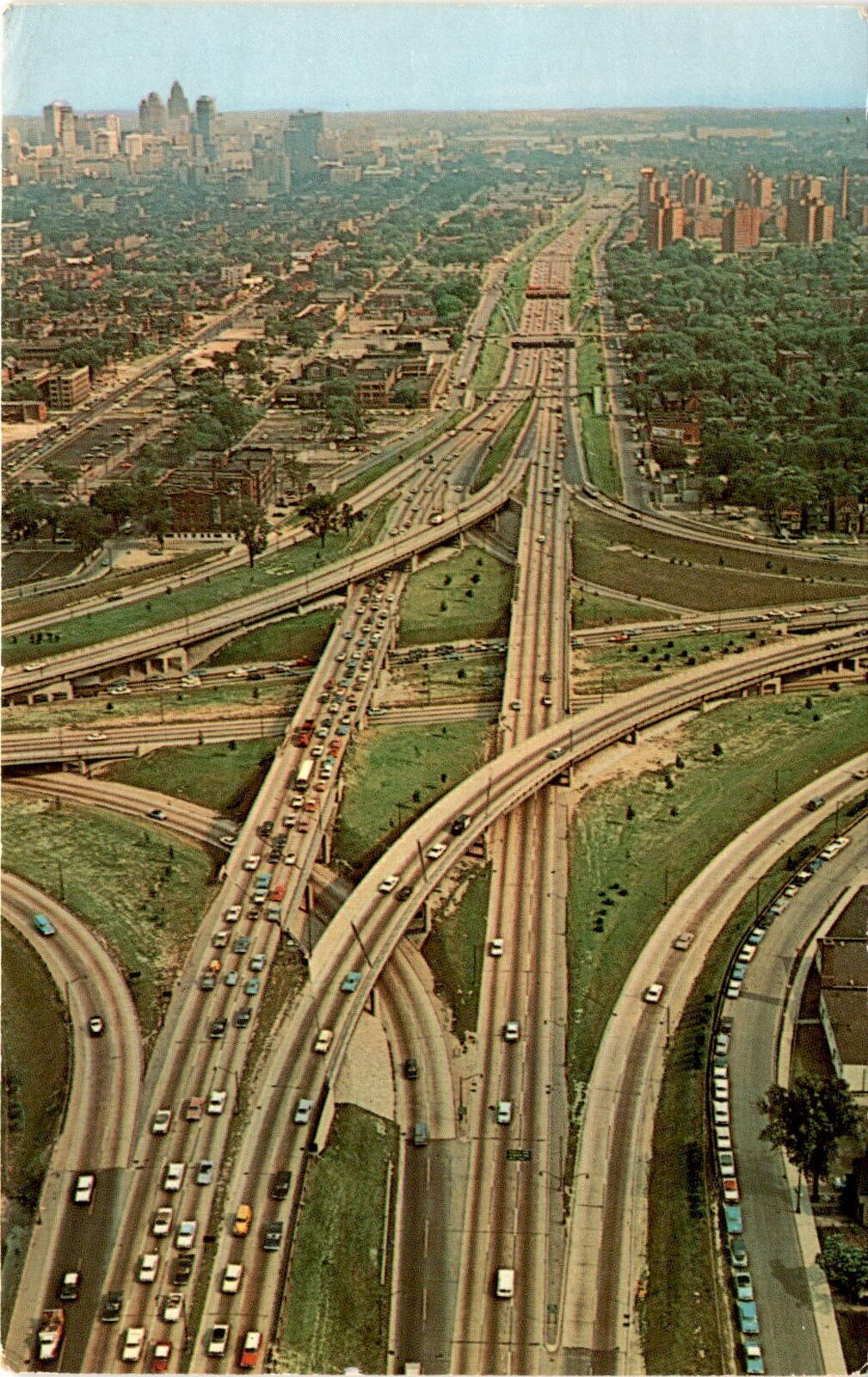 Detroit, Michigan, John L. Lodge Expressway, Edsel Ford Expressway ...