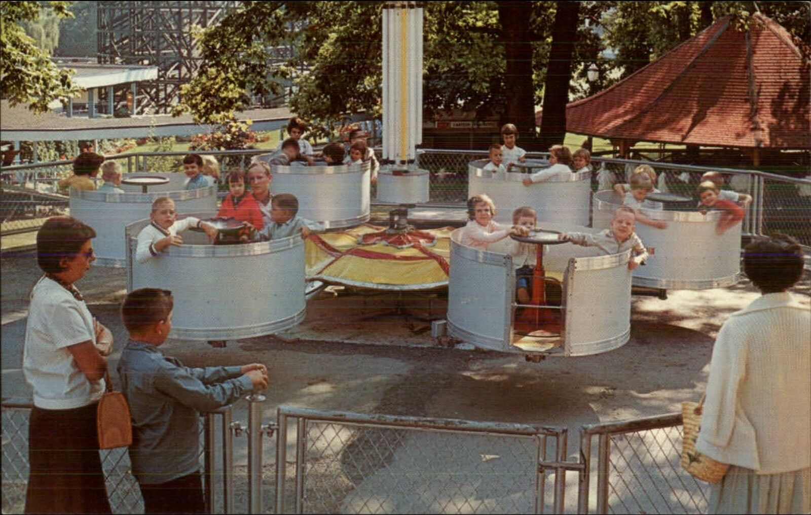 Hershey Park PA Tubs-O-Fun Big Kiddieland Amusement Ride Postcard ...