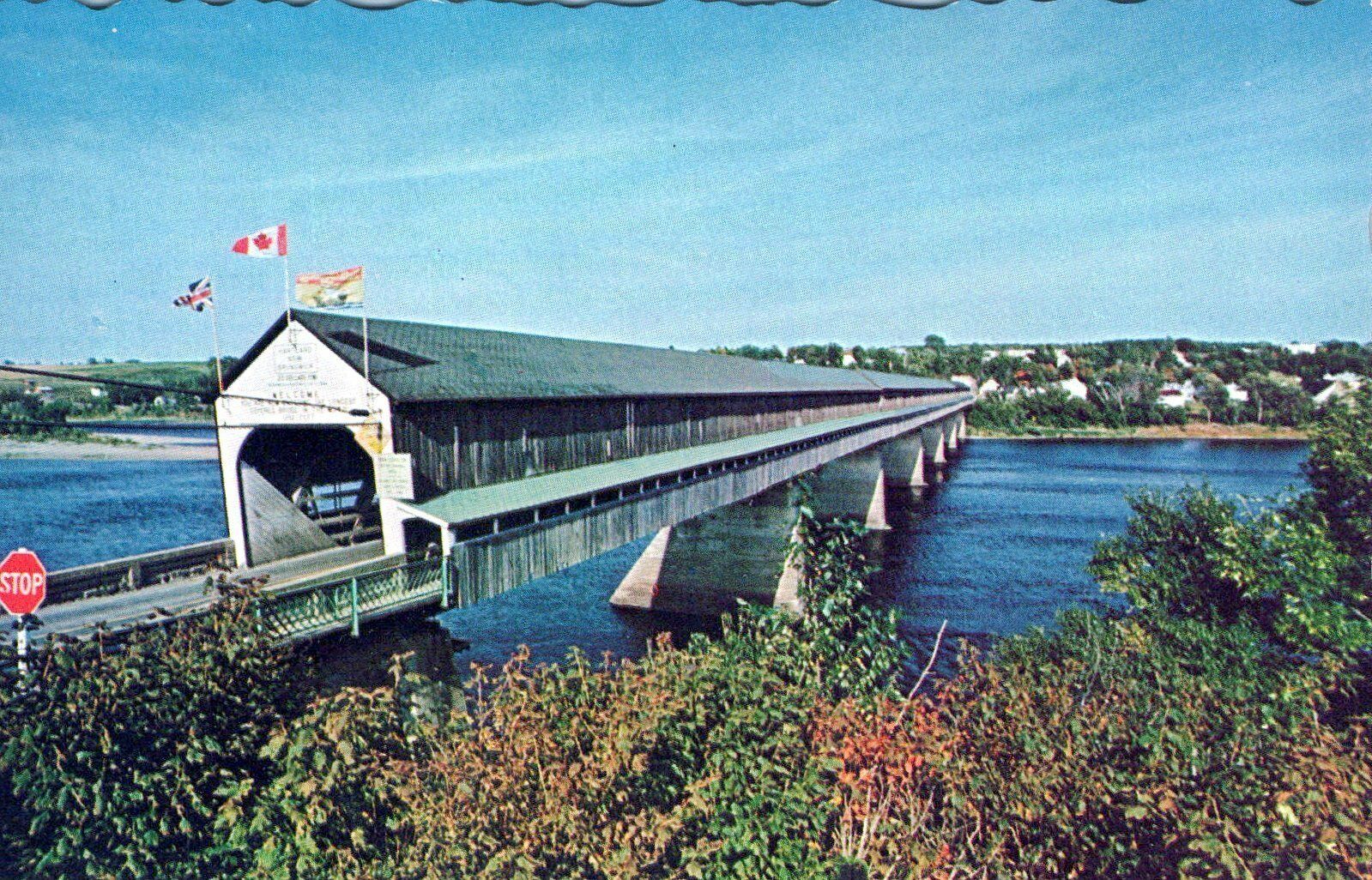 Vintage Postcard World's Longest Covered Bridge at Hartland New ...