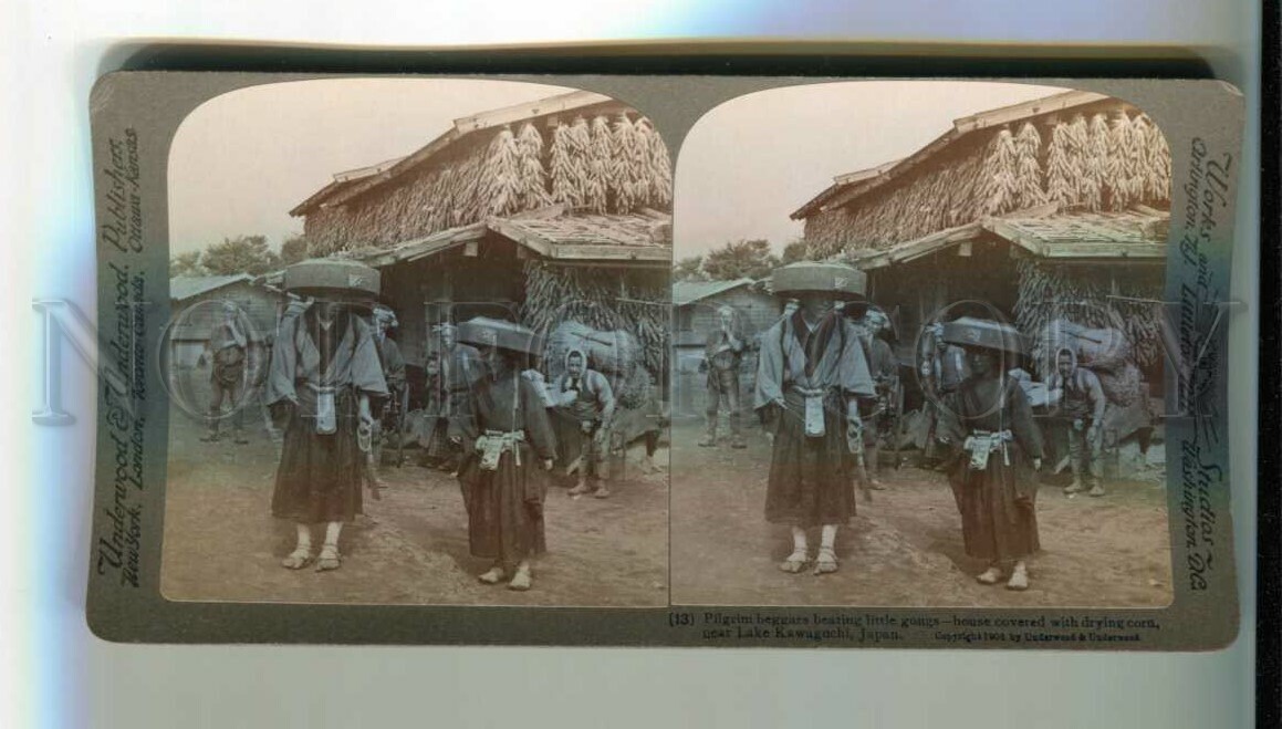 3077531 JAPAN STEREO PHOTO Pilgrim beggars beating little gongs ...