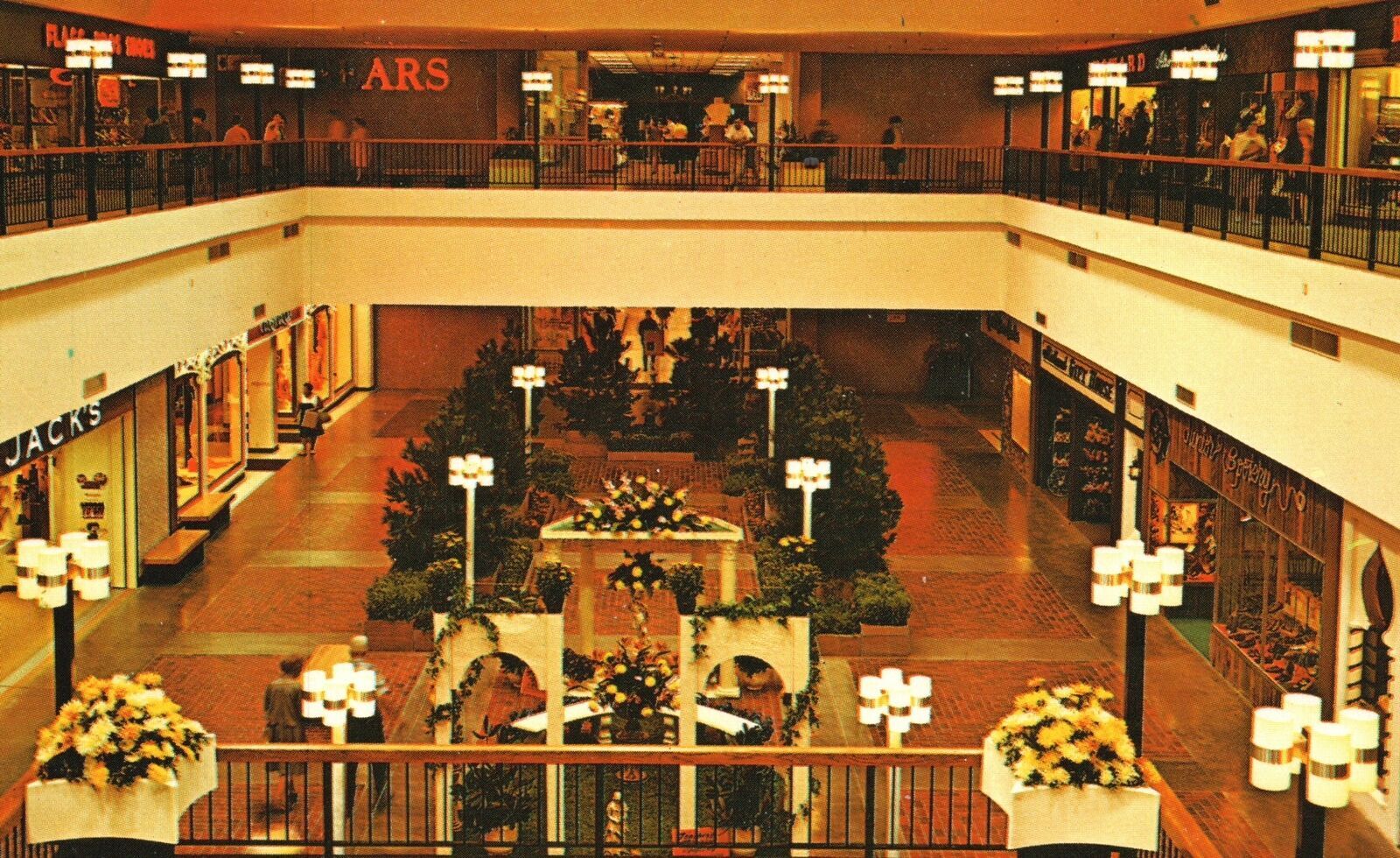 Vintage Postcard Midland Mall Multi-Million Shopping Center Warwick ...