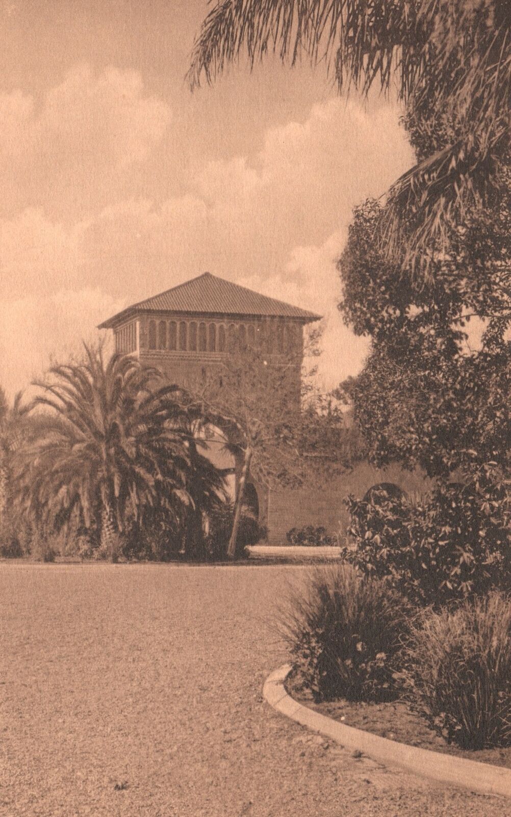 Vintage Postcard A Glimpse Of The Inner Quad Stanford University ...