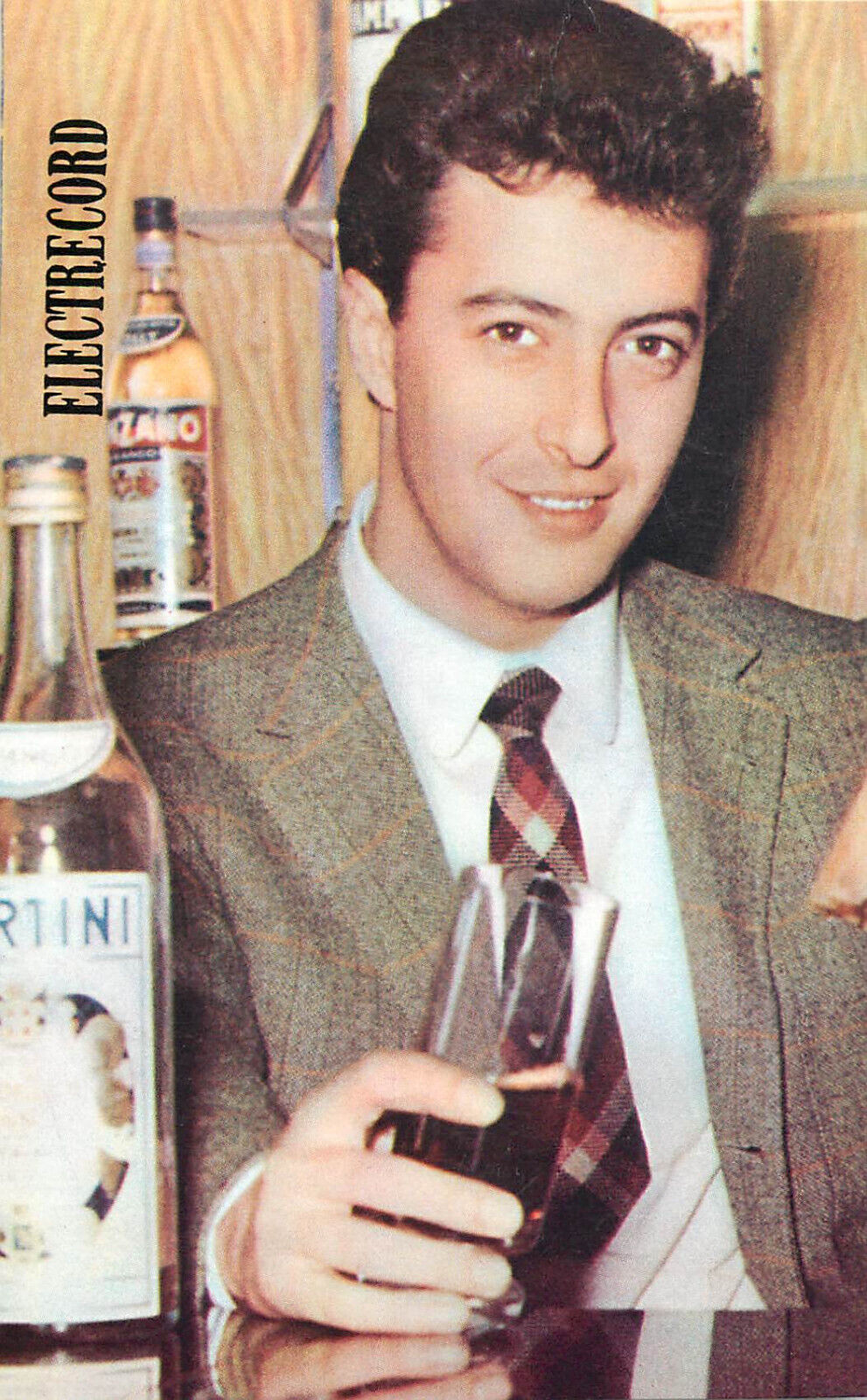 Romanian singer to identify Electrecord pictorial card | Europe - East ...