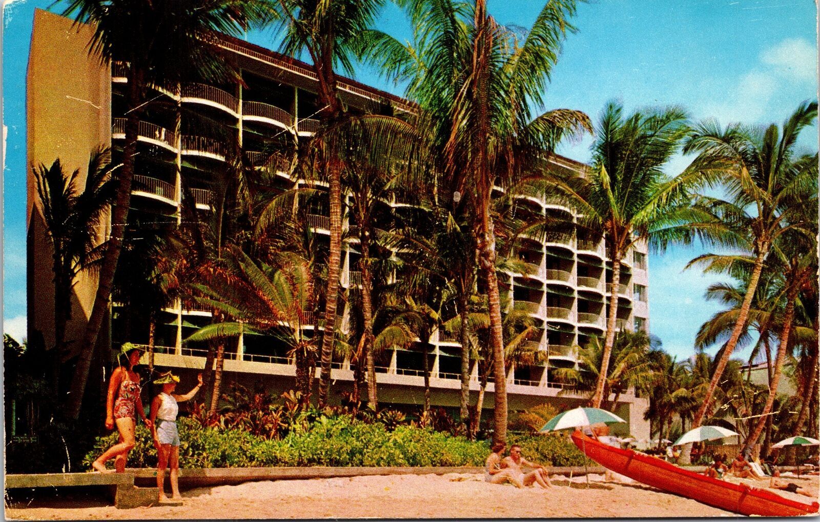 Vintage Postcard the Surf Rider Hotel on the Beach at Waikiki Hawaii ...