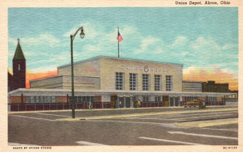 Vintage Postcard 1930's Union Depot Modern Detail Large City Plaza ...
