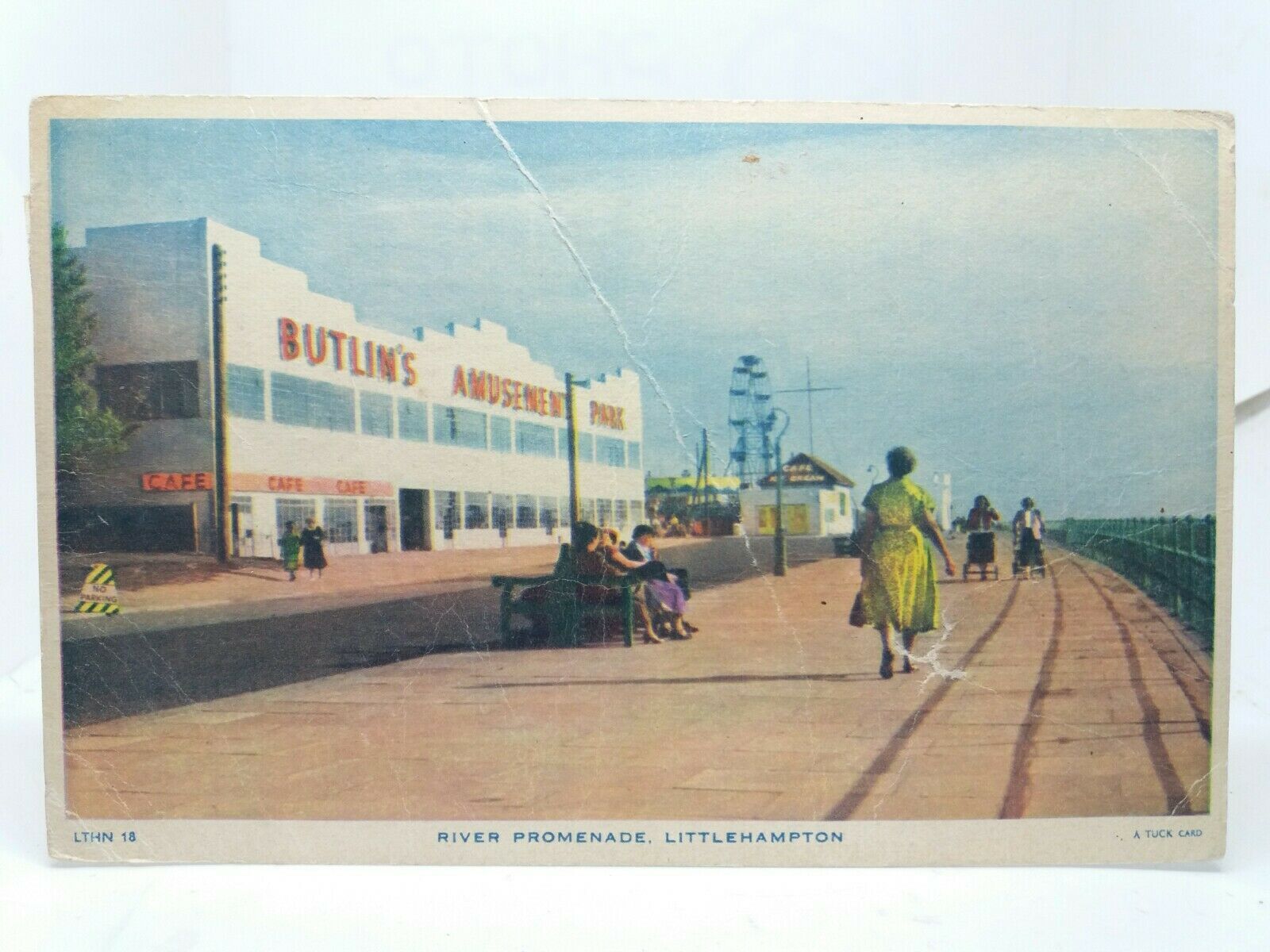 River Promenade Littlehampton Butlins Amusement Park Cafe Tucks ...