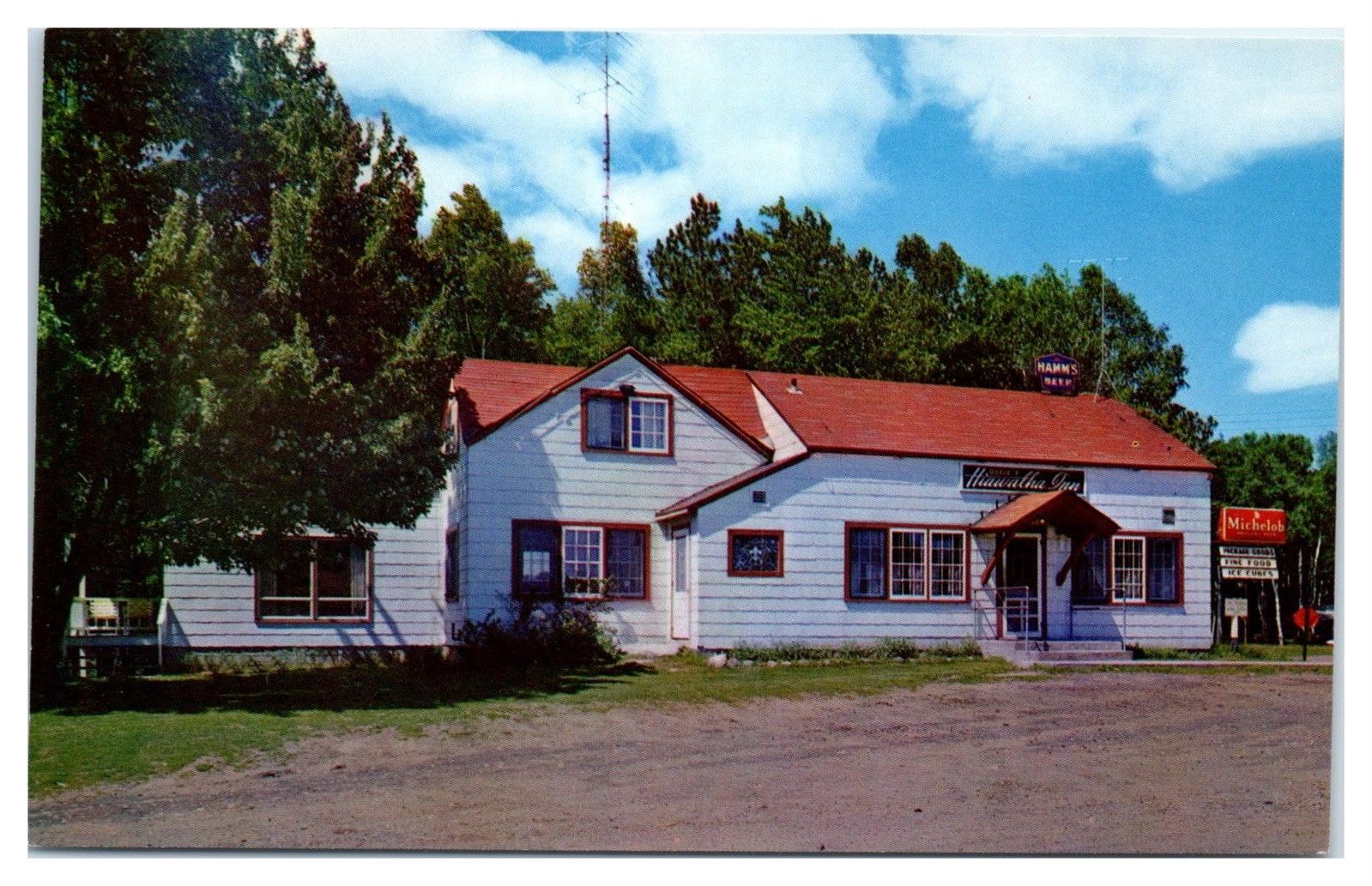 1960s/70s Ossie & Bernice's Hiawatha Inn, Hazelhurst, WI | United ...