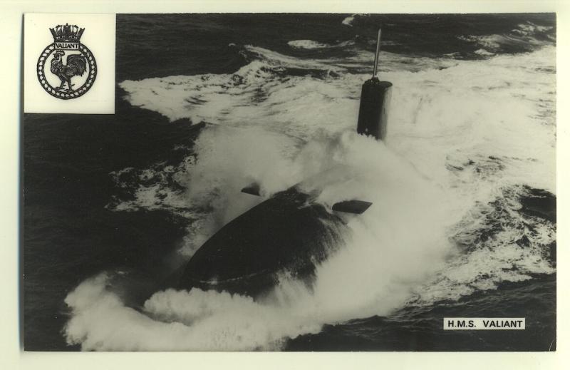 na1470 - Royal Navy Submarine - HMS Valiant - photograph | Topics ...