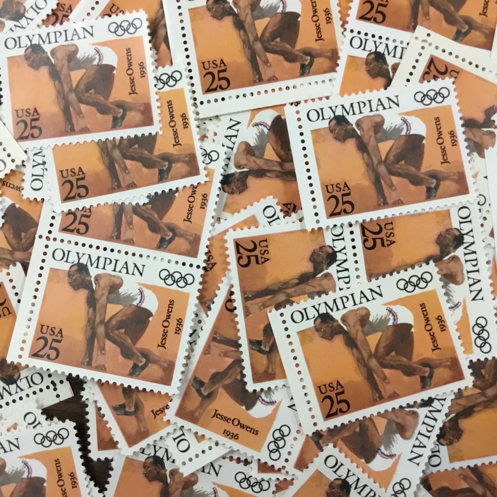 2496 Jesse Owens 1936 Olympic Gold Medalist 100 mint 25c Black Heritage ...