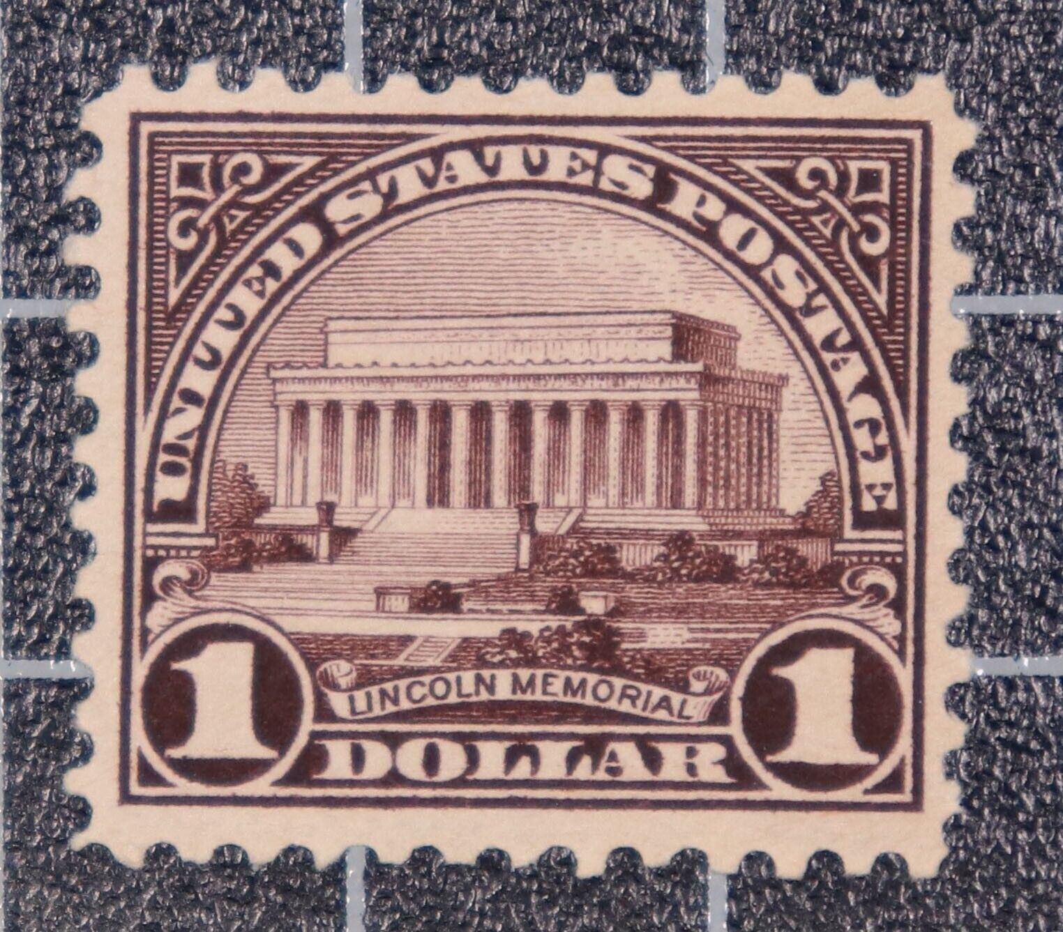 Scott 571 - 30 Cents Lincoln Memorial - MNH - Nice Stamp - SCV - $75.00 ...