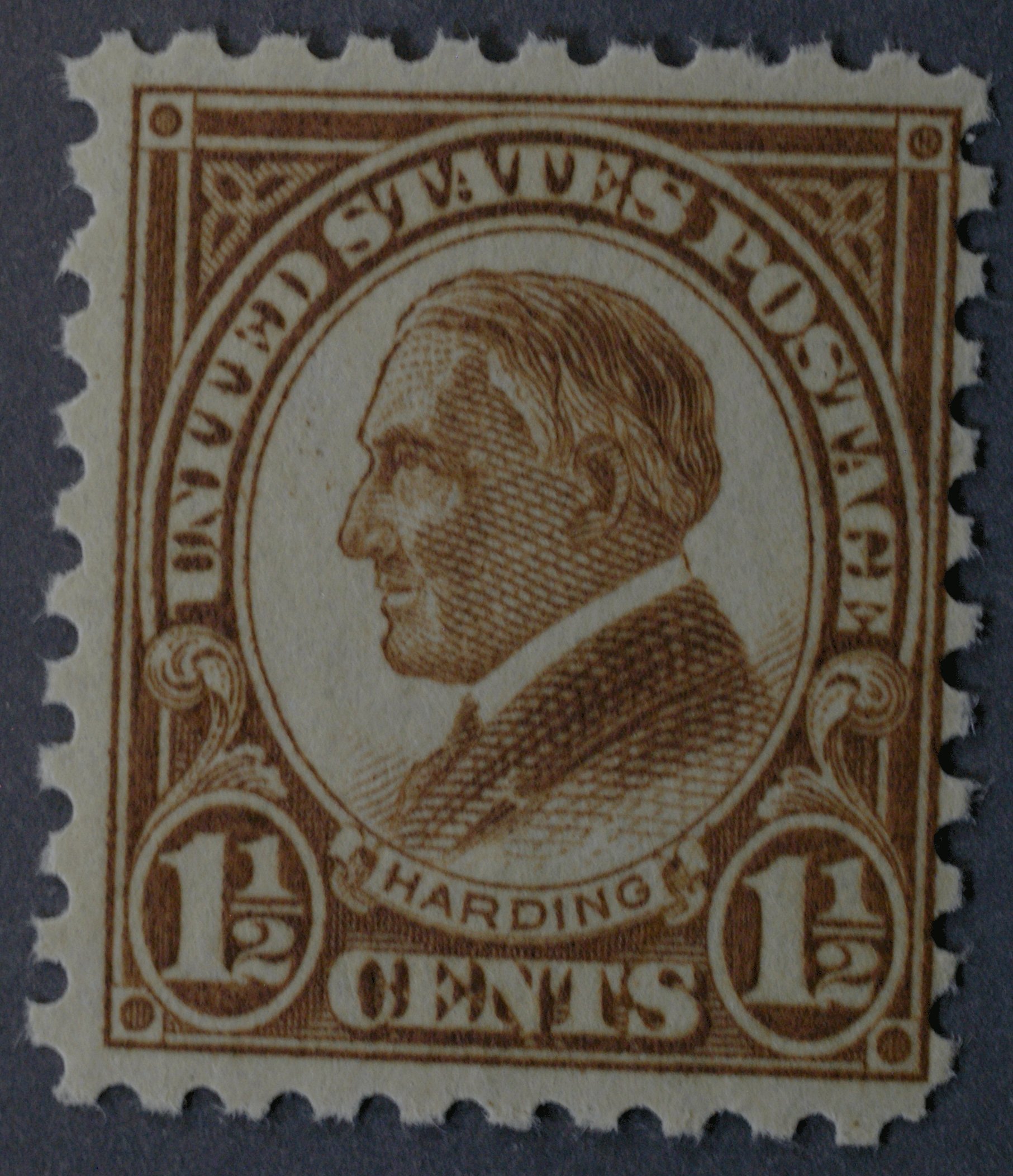 United States #582 1 1/2 Cent Harding MNH | United States, General ...