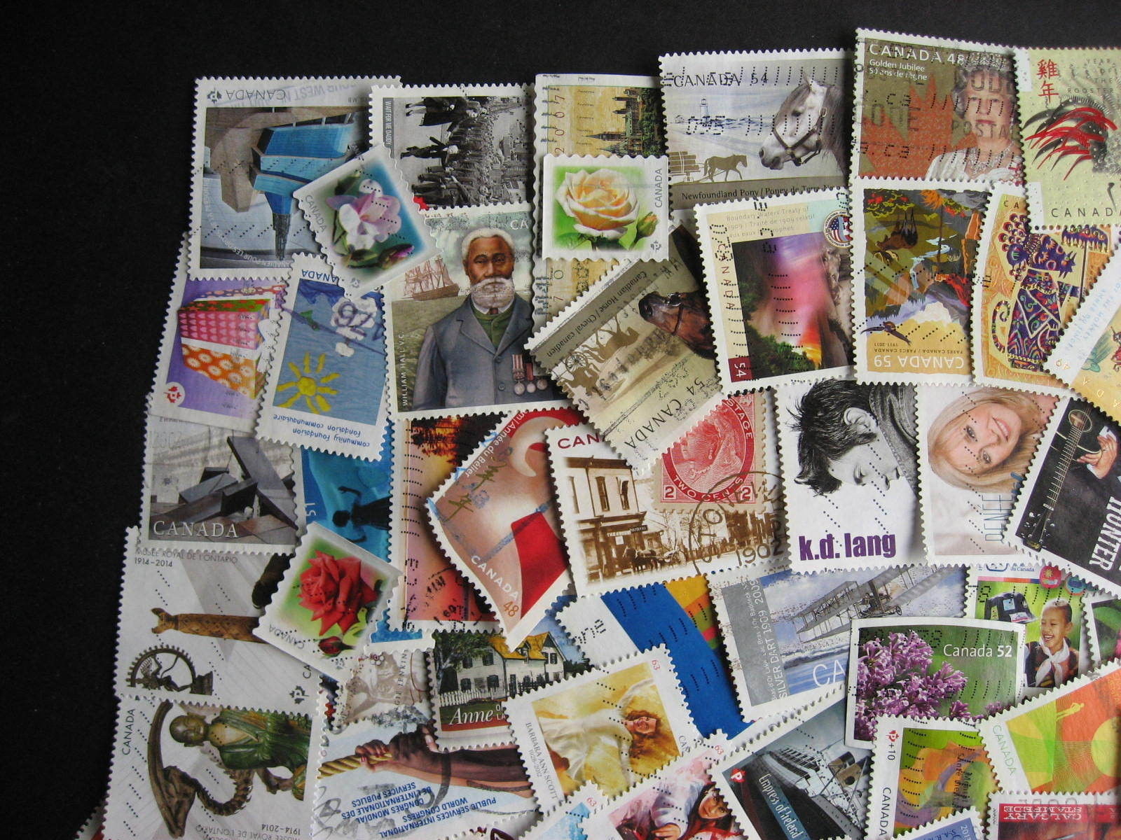 CANADA 118 different U stamps all 2002-2014 issues,virtually all ...