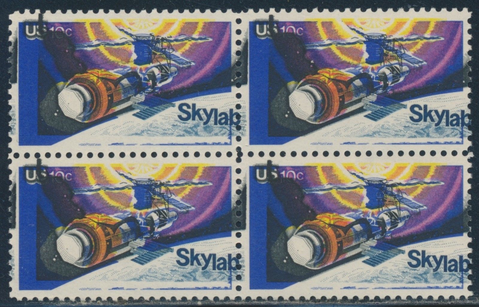#1529 VAR. BLOCK OF 4 10¢ SKYLAB MAJOR COLOR SHIFT ERROR BR4973 / HipStamp