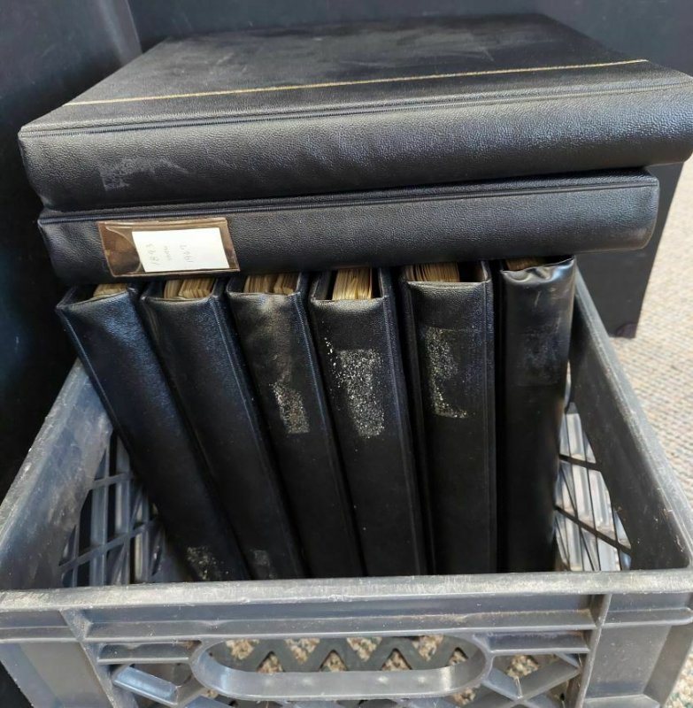 UNITED STATES COLLECTION, 8 Safe Hingeless albums 1861-2007 Scott ...