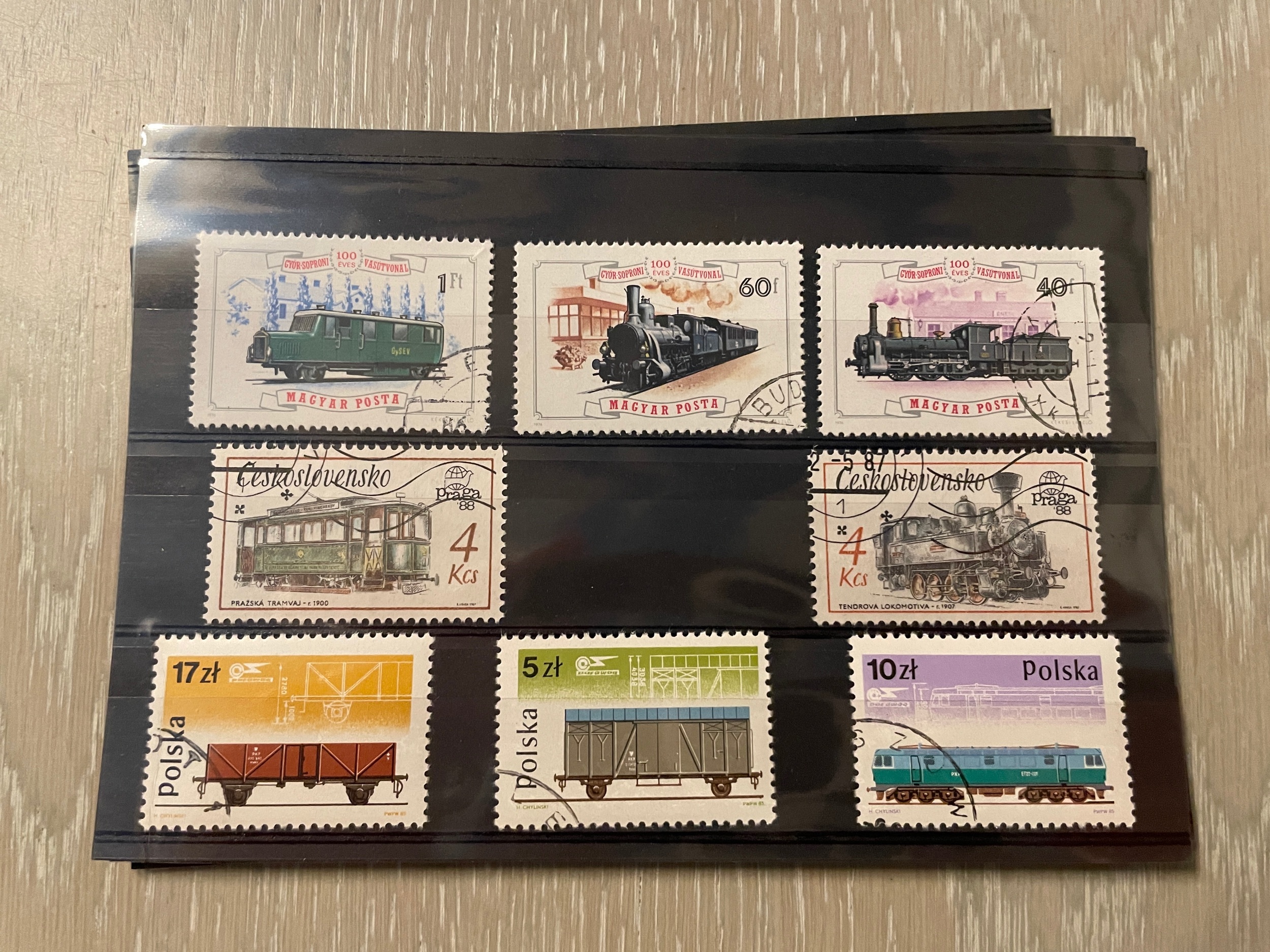 Trains & Locomotives : 5 different issues (5 photos) with Very Fine ...