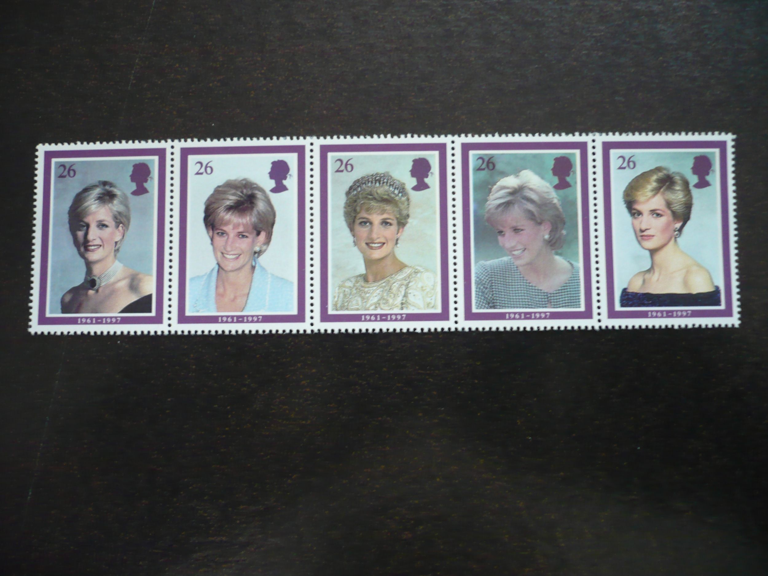 Stamps - Great Britain - Scott# 1795a - Mint Never Hinged Strip of 5 ...