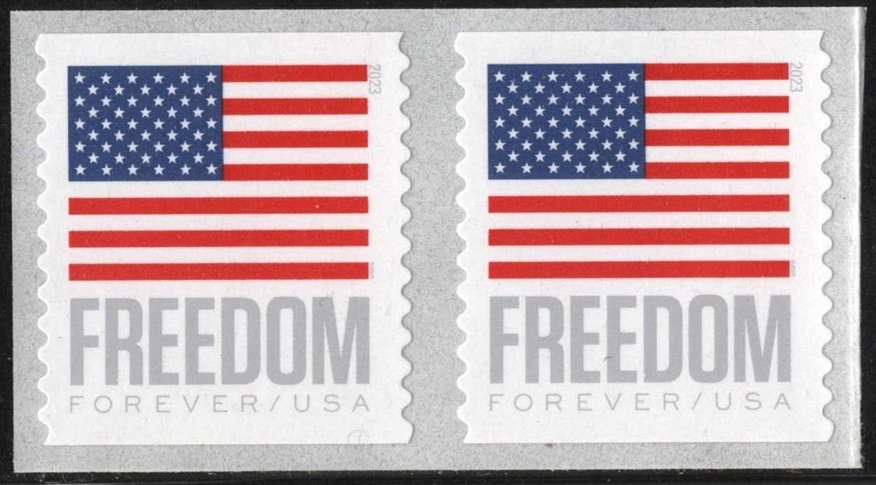 SC#5789 (Forever) Freedom U.S. Flag Coil Pair: BCA, 3K Roll (2023) SA ...