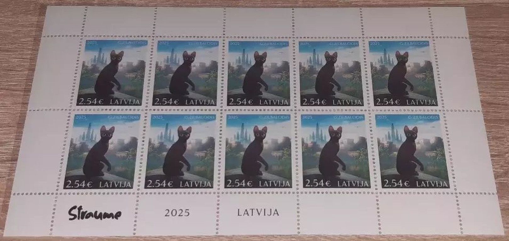 Latvia 2025 Animated film Flow Cat Sheetlet MNH | Europe - Latvia ...