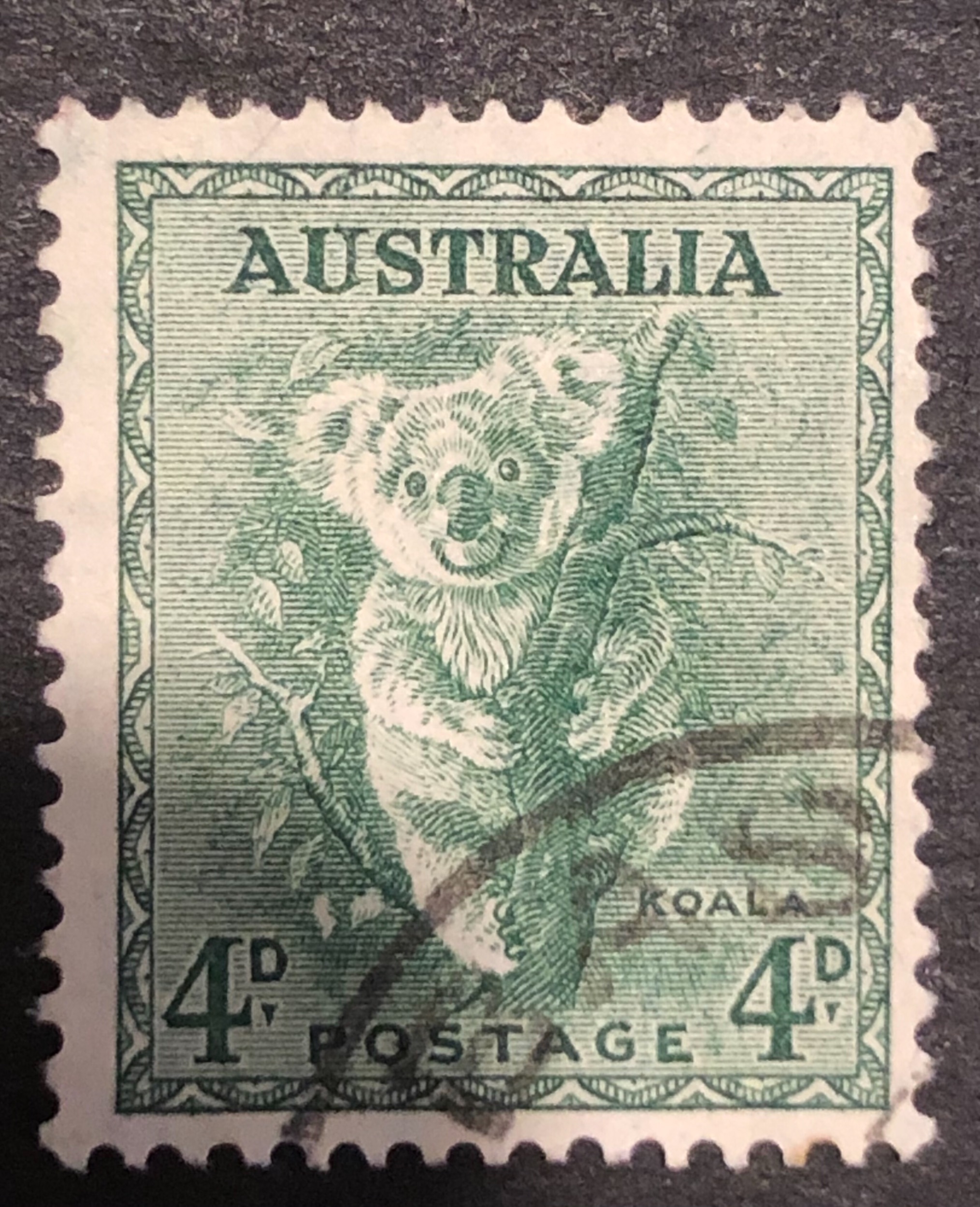 4d koala Australia , stamp mix good perf. Nice colour used stamp ...