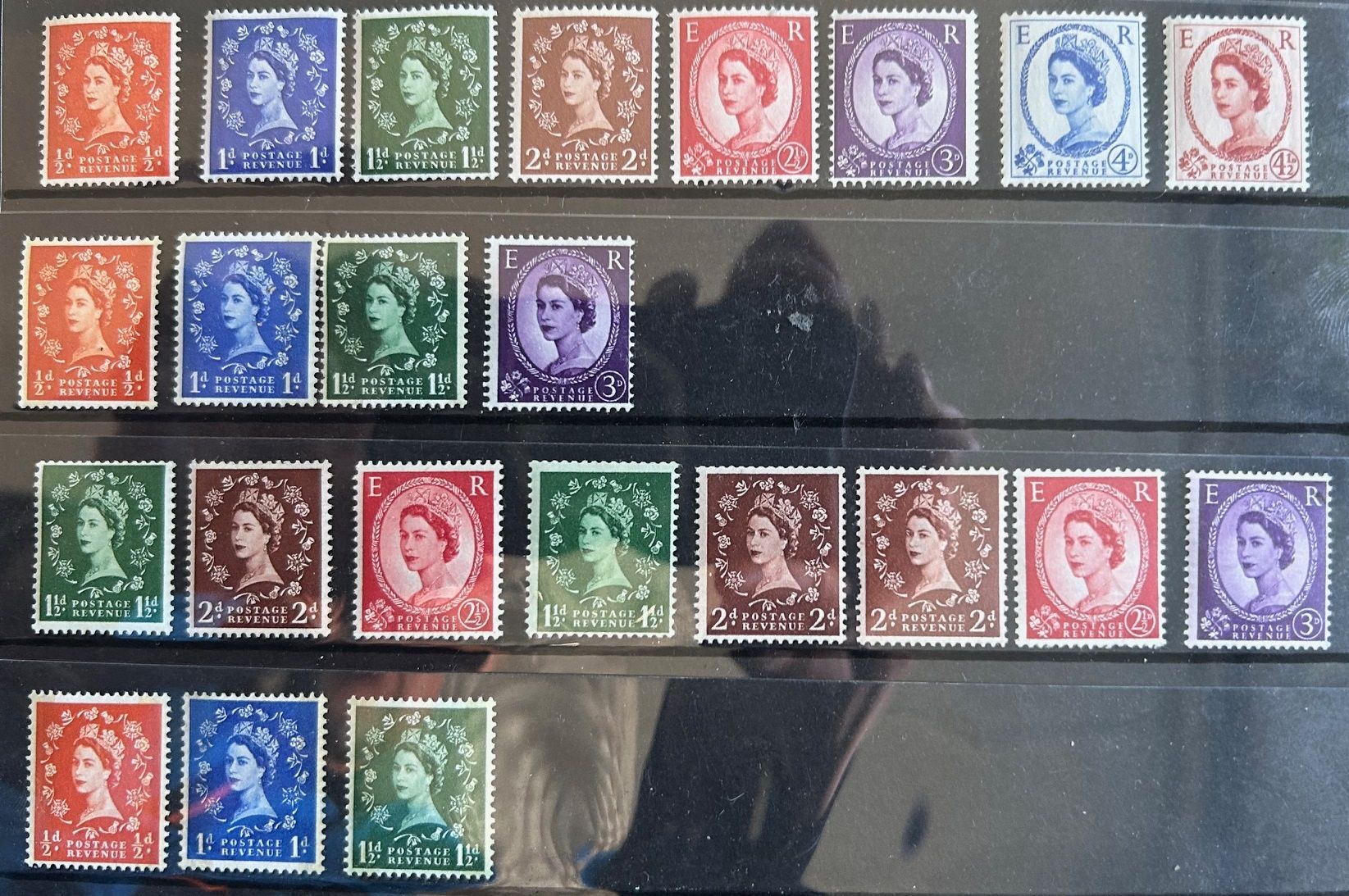 Great Britain 1958-61 Queen Elizabeth II definitives set of 23 stamps ...