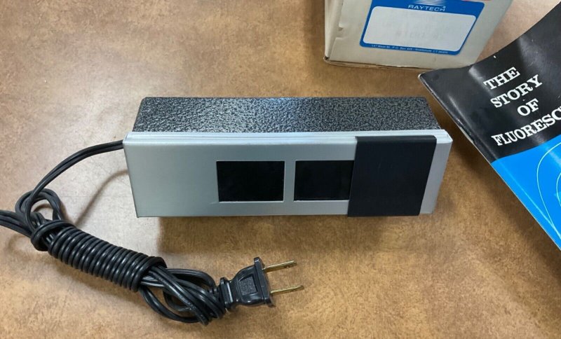 Raytech LS-4 UV Light Vintage USA Ultraviolet Light unused, works well ...