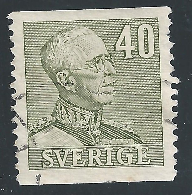 Sweden #307 40(o) King Gustaf V | Europe - Sweden, General Issue Stamp / HipStamp