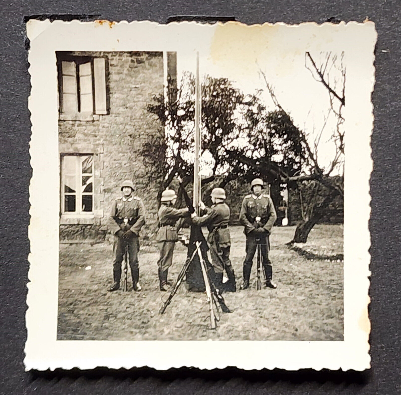 WW2 WWII German Germany Wartime Military photo Steel Helmet soldiers ...