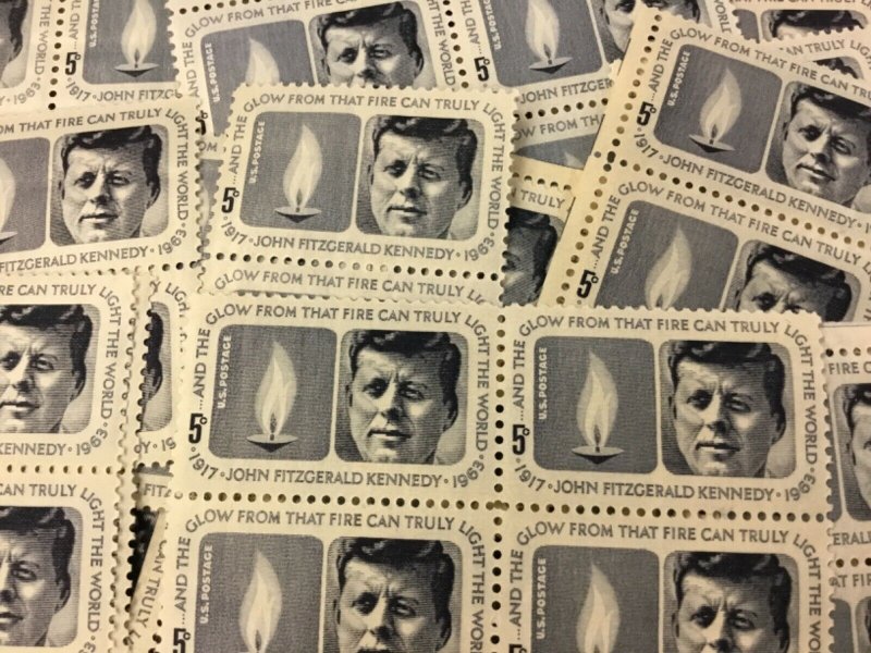1246 John F. Kennedy Memorial 100 5¢ single mint stamps. Issued in 1964 ...