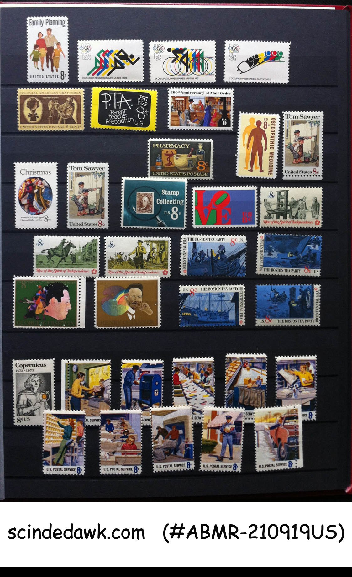 COLLECTION OF UNITED STATES USA COMMEMORATIVE STAMPS IN AN ALBUM / HipStamp