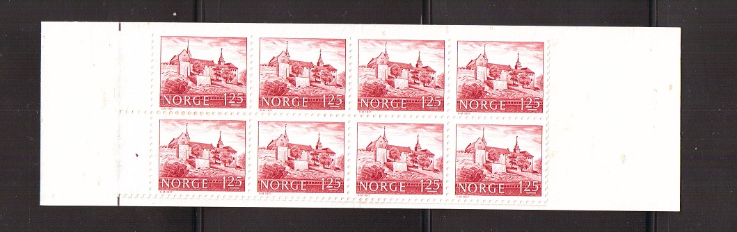 Norway #690b MNH 1977 complete booklet Akershus castle Oslo. 8 stamps ...