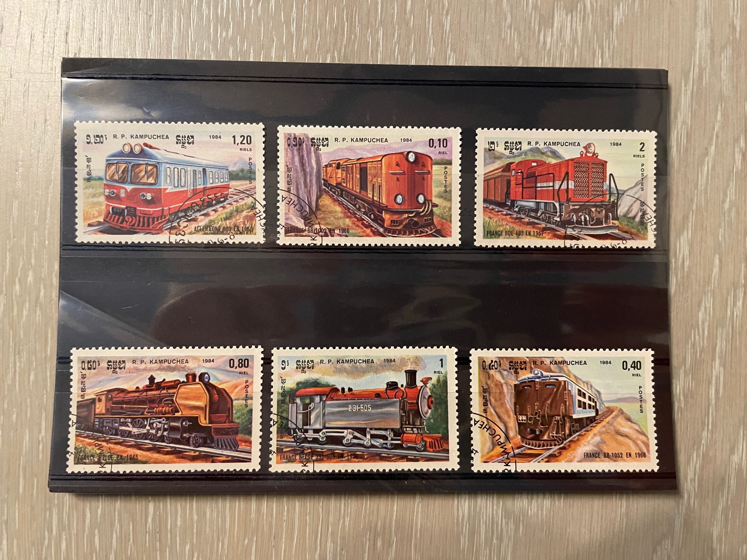 Trains & Locomotives : 5 different issues (5 photos) with Very Fine ...