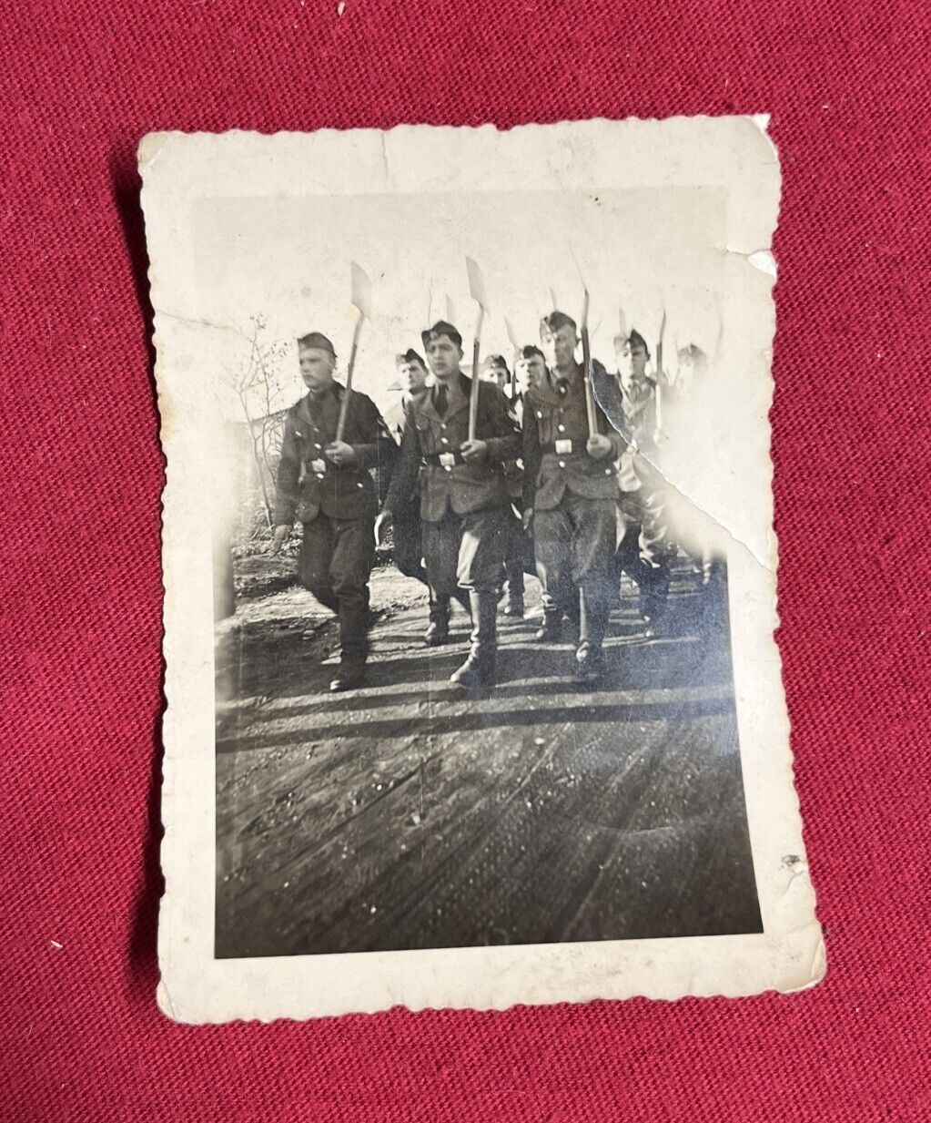 WW2 WWII Original German Military wartime Photo RAD Soldiers W Shovels ...