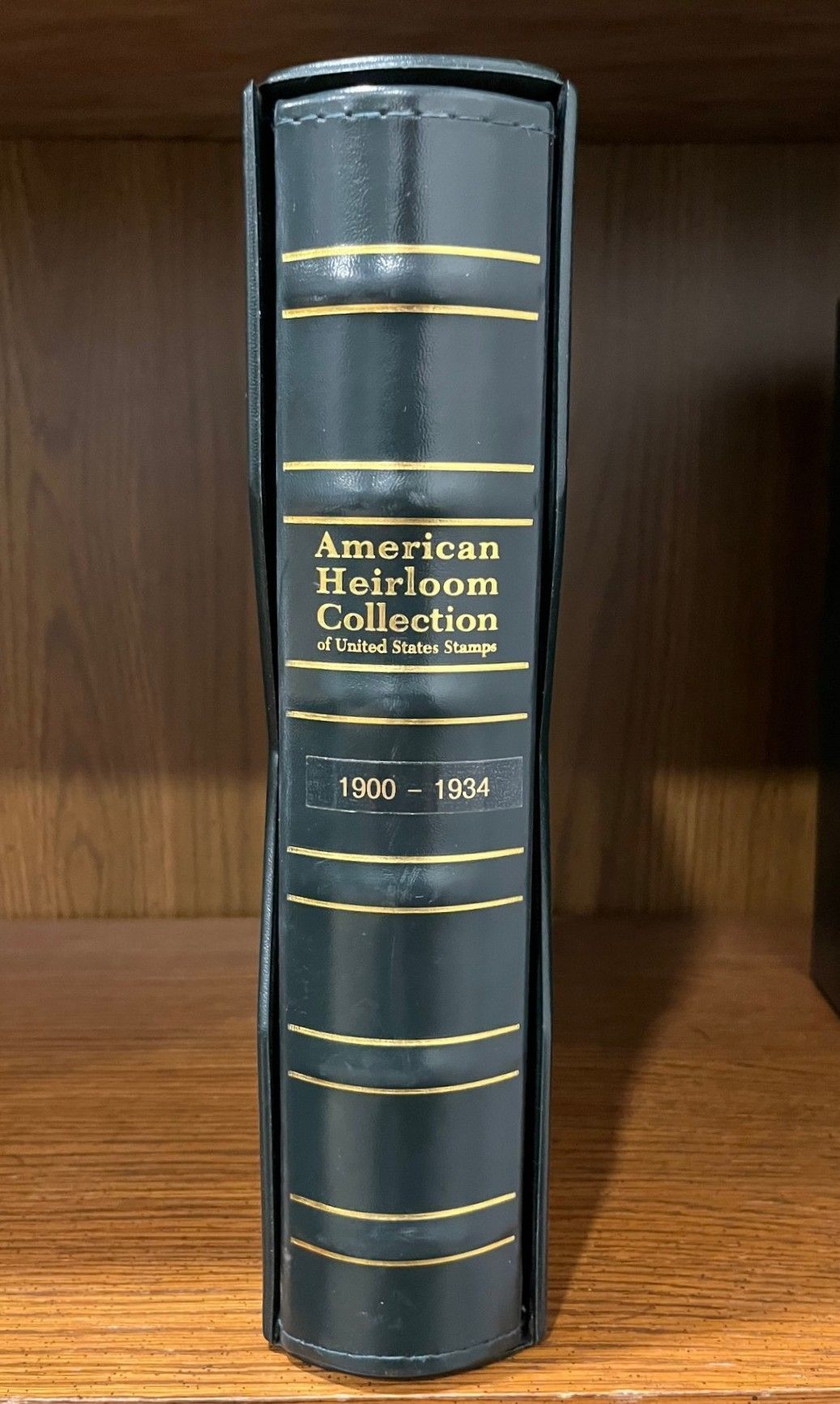 U.S. Hingeless Stamp Album (1900-1934) - blank, lightly used | United ...