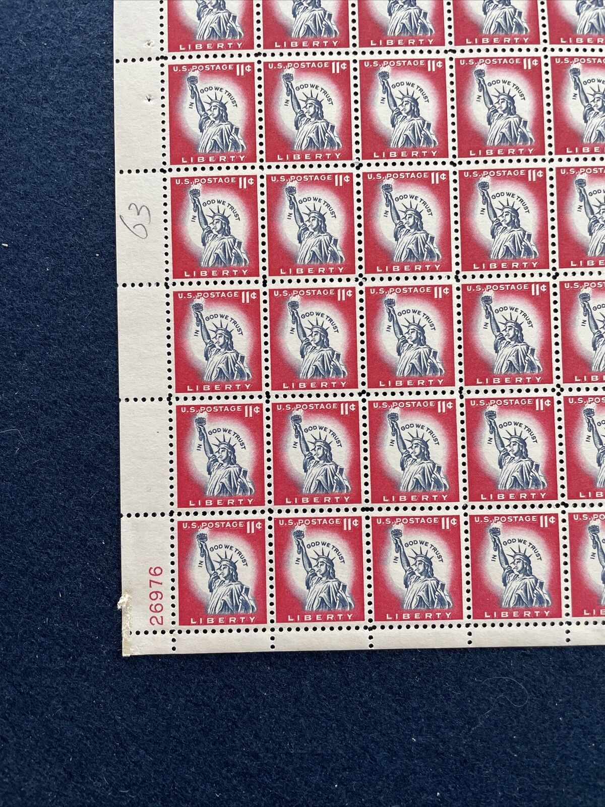 Scott 1044A LIBERTY Sheet of 100 US 11¢ Stamps 1956 NH, Selvage Flaw ...