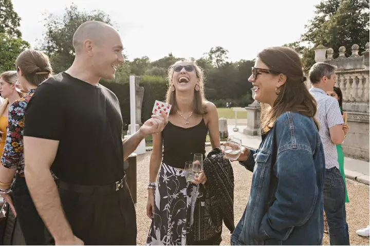 Walkaround Magic / Cocktail Parties