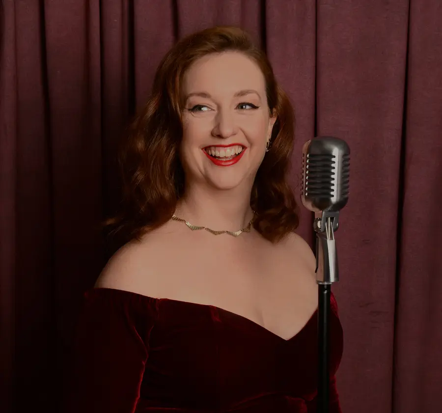 Jazz Singer & Actor | Timeless Elegance from the Great American Songbo