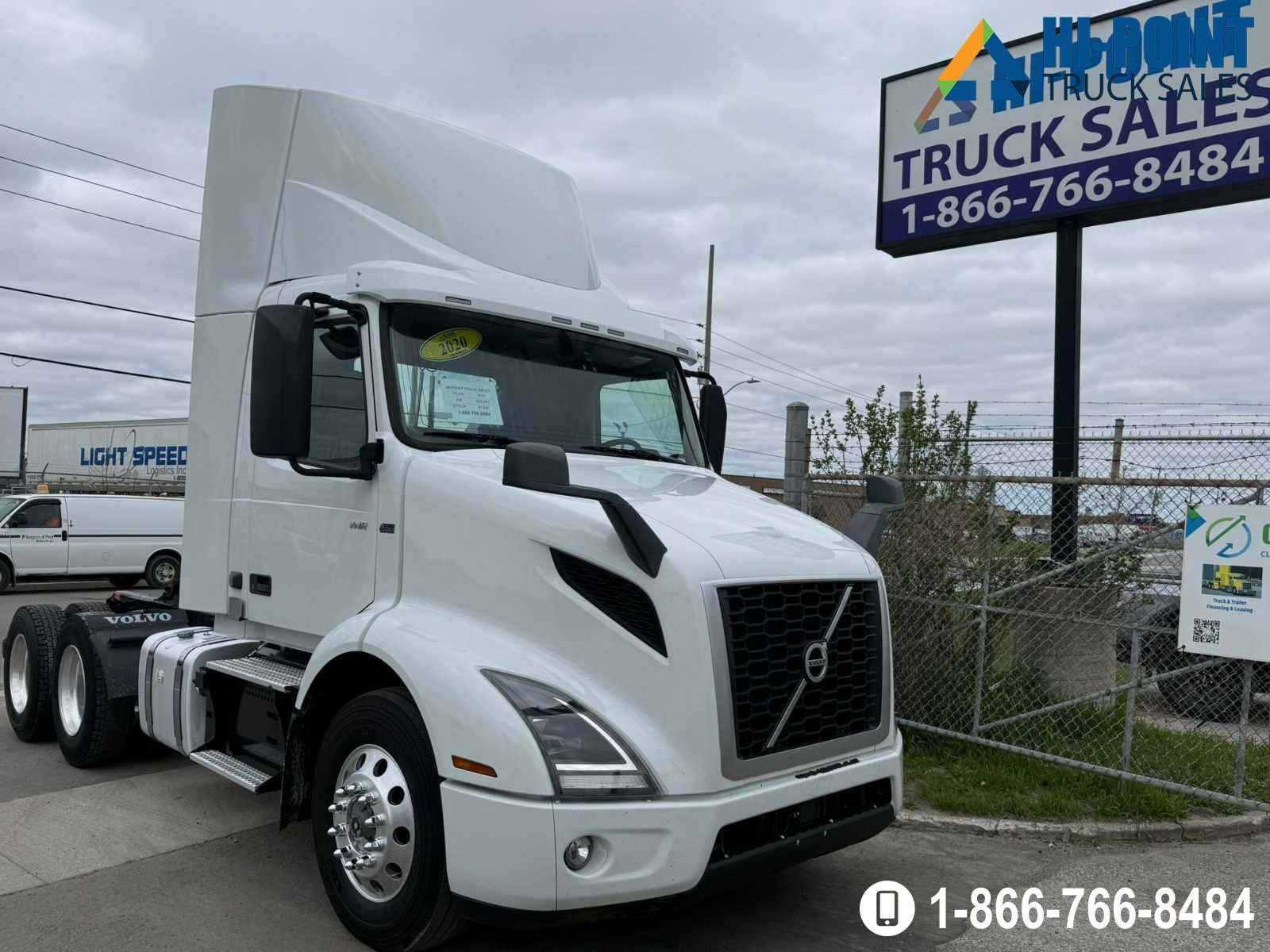 2020 VOLVO VNR64T300 | Hi-Point Truck Sales
