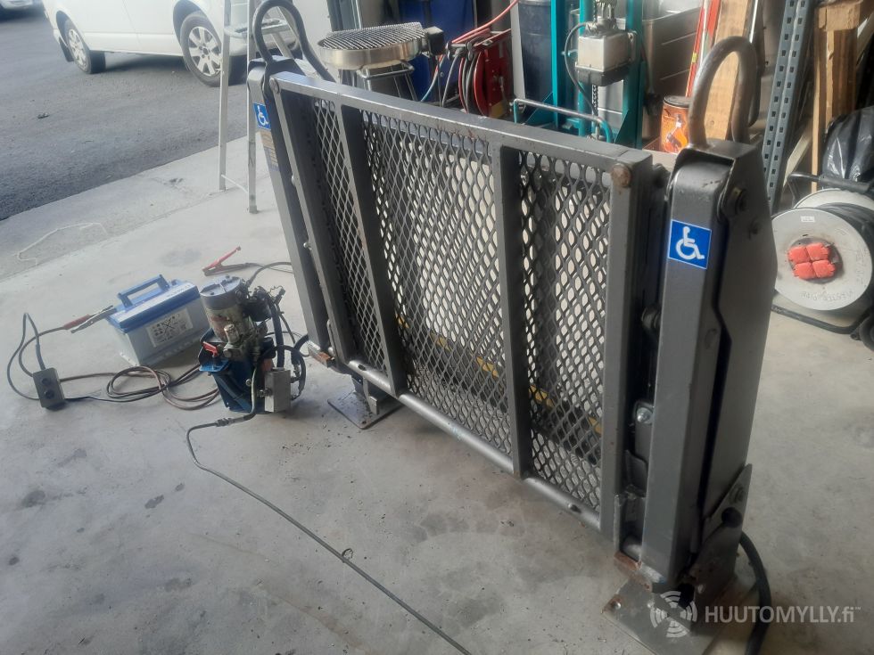 Invahissi – Huutomylly.fi