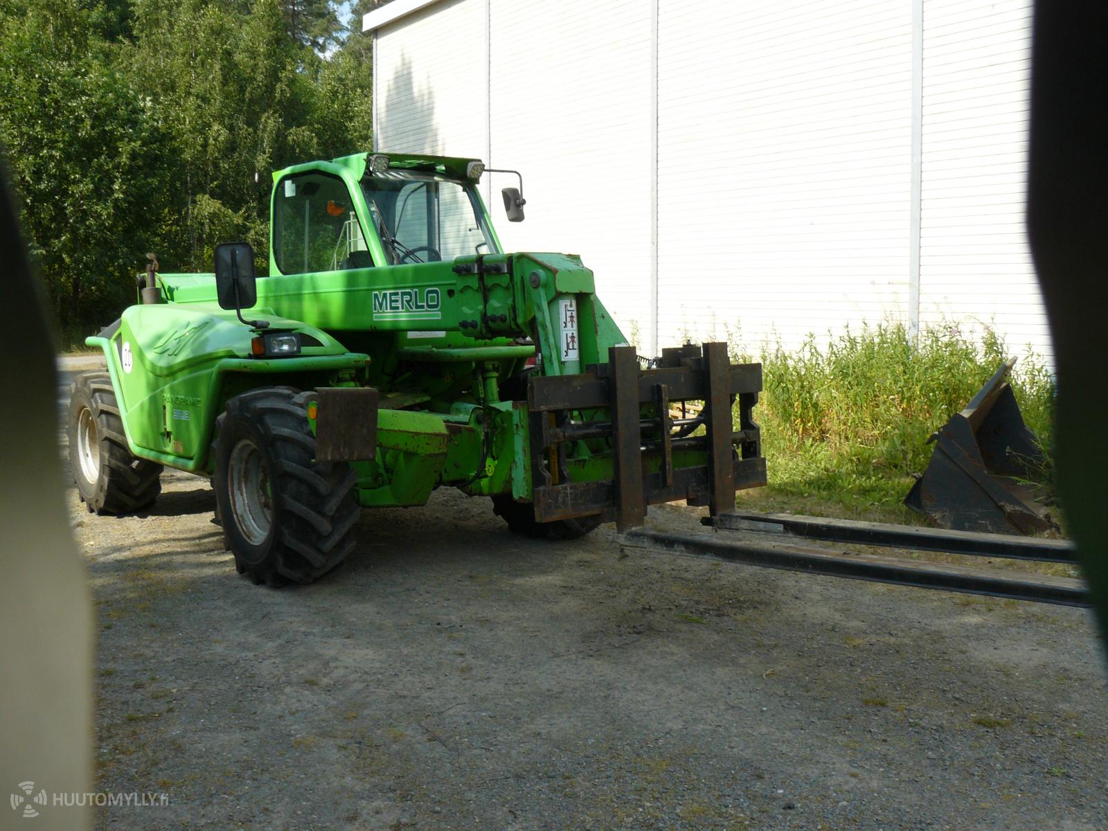 Kurottaja Merlo P38.13, 3 800 kg, nostokorkeus 13 m. – Huutomylly.fi