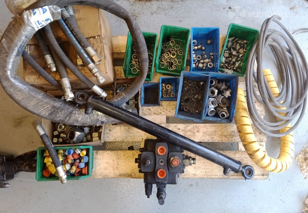 Hydrauliikka osia sylinteri, kara, liittimiä yms – Huutomylly.fi