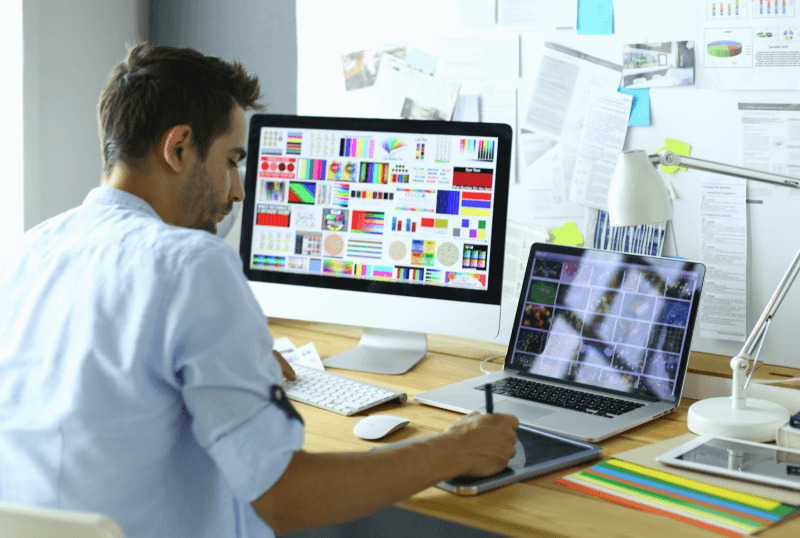 What Does An Editorial Manager Do?