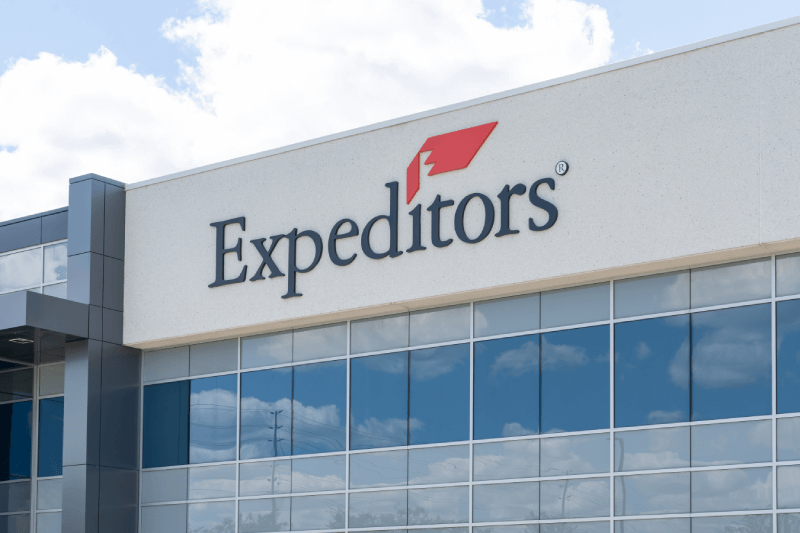 What Does An Expeditor Do?
