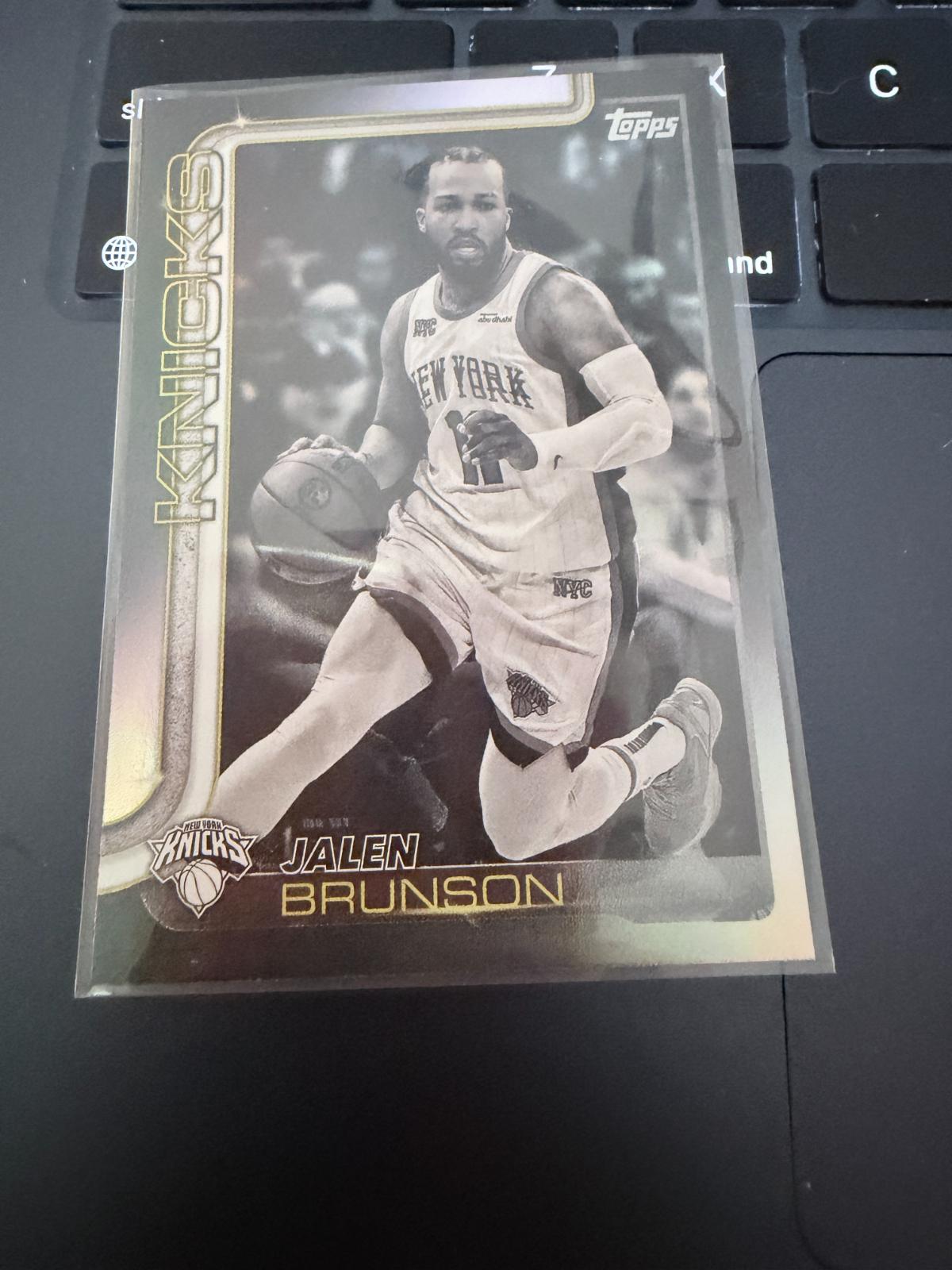 Jalen Brunson [Blackout] #14 Prices | 2025 Topps | Basketball Cards
