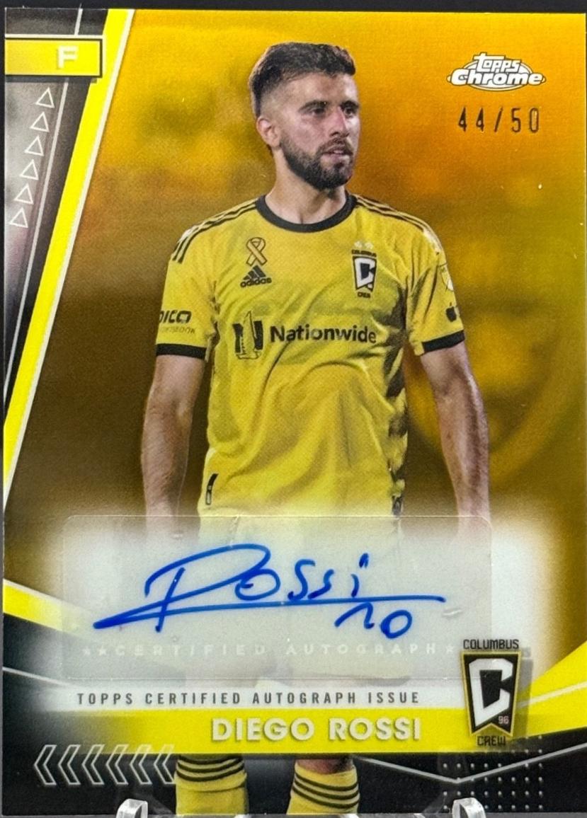 Diego Rossi [Gold Refractor] #31 Prices | 2024 Topps Chrome MLS ...