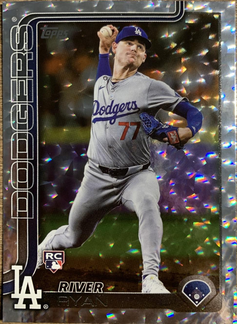 River Ryan [Rainbow Foilboard] #273 Prices | 2025 Topps | Baseball Cards