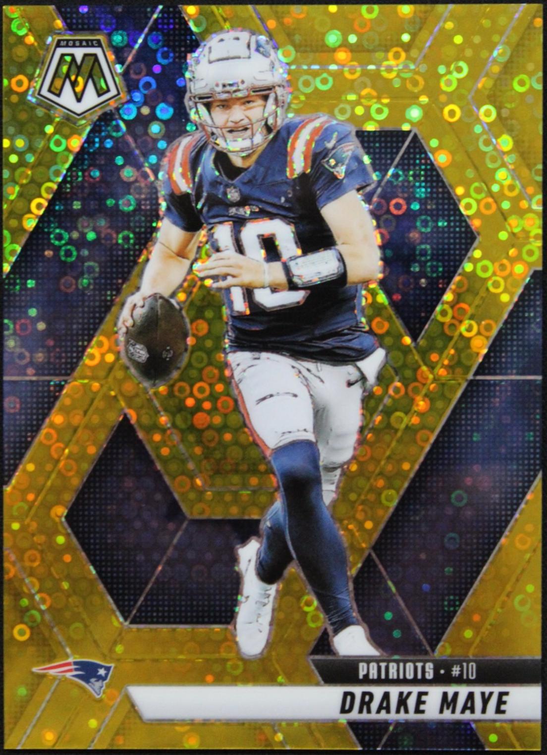 Drake Maye [Mosaic No Huddle Gold] #28 Prices | 2025 Panini Mosaic ...